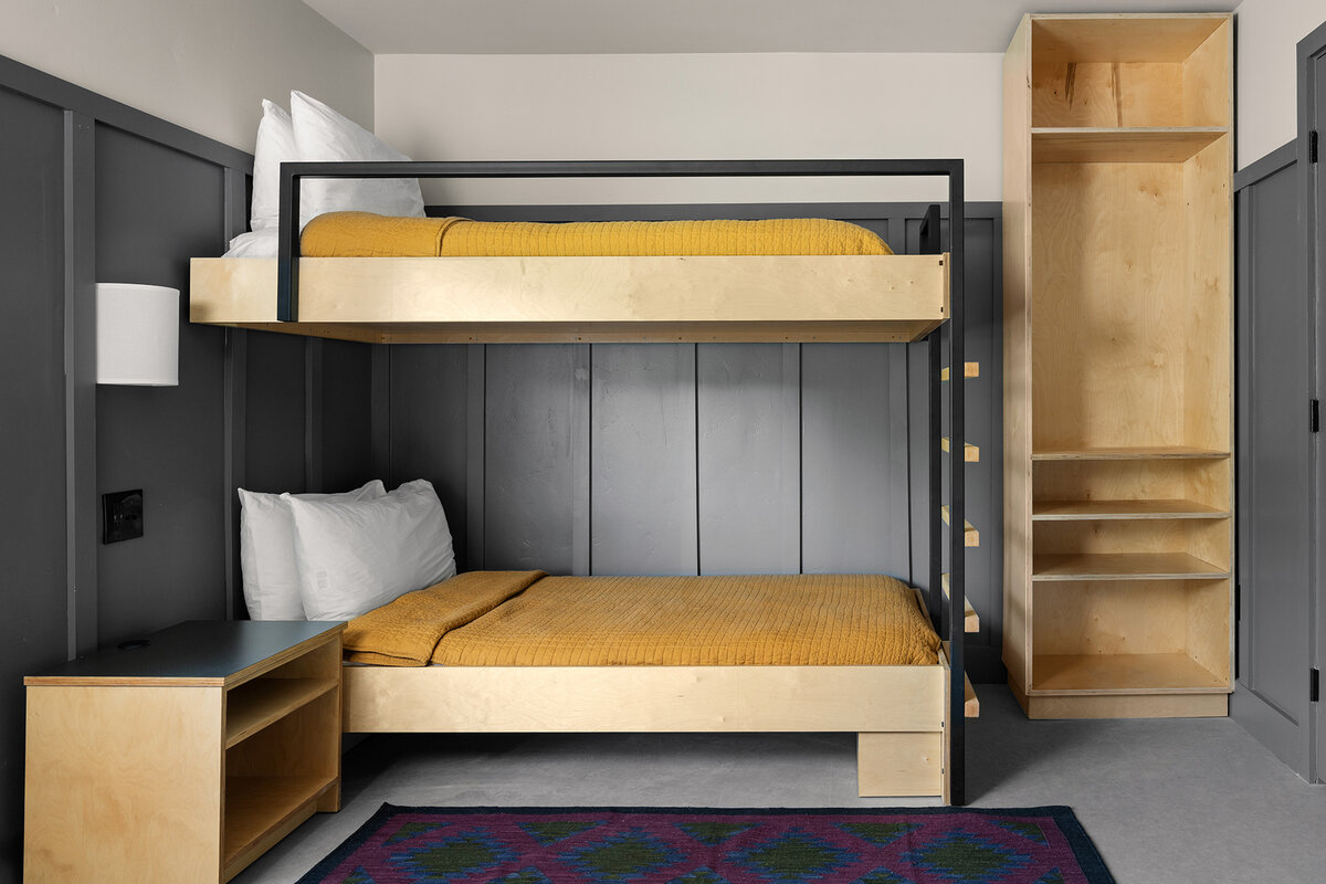 South Lake Tahoe Hotel | Coachman Hotel